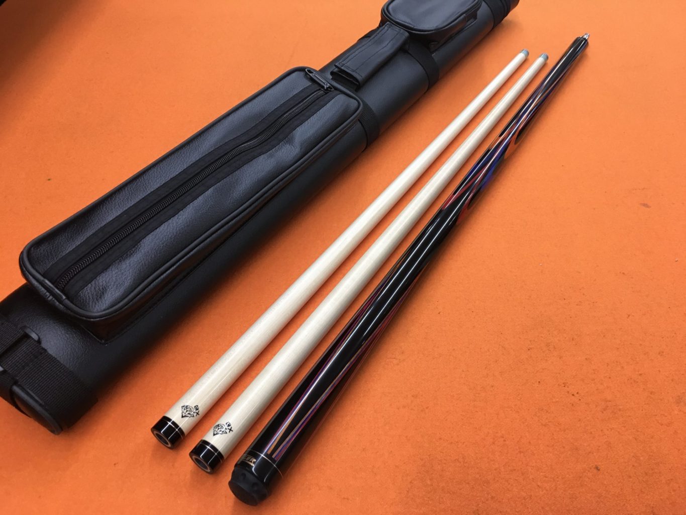 TIGER CAROM CUE BUTTERFLY BC-40 WITH TWO SHAFTS & CASE. - California ...